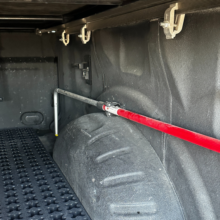 DU-Hooky Extendable Reaching Tool for Truck Beds and More | DÜHA